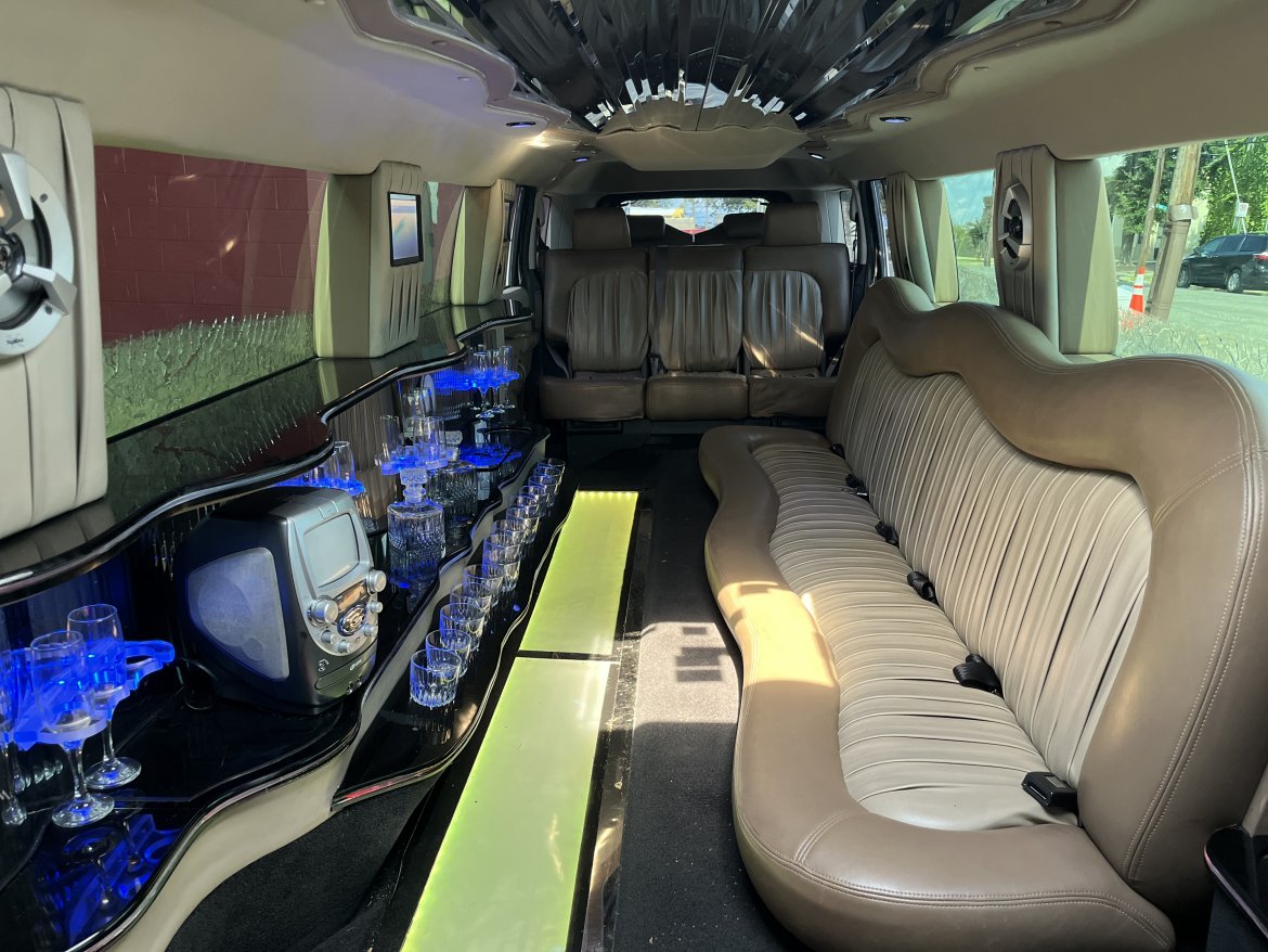 Used 2006 Jeep Commander for sale #WS-15648 | We Sell Limos