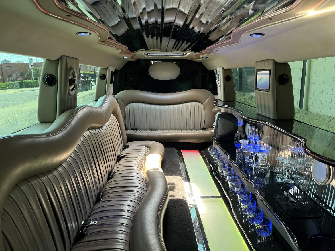 Used 2006 Jeep Commander for sale #WS-15648 | We Sell Limos