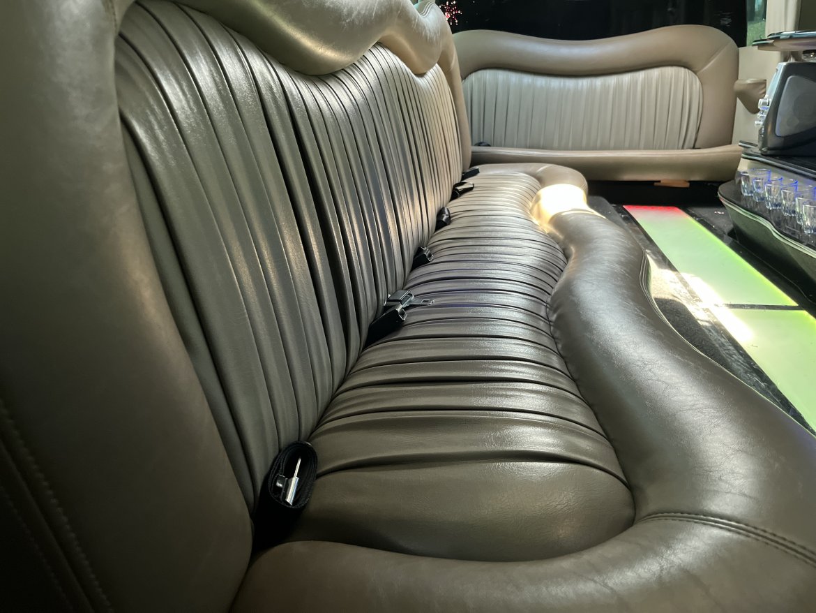 Used 2006 Jeep Commander for sale #WS-15648 | We Sell Limos