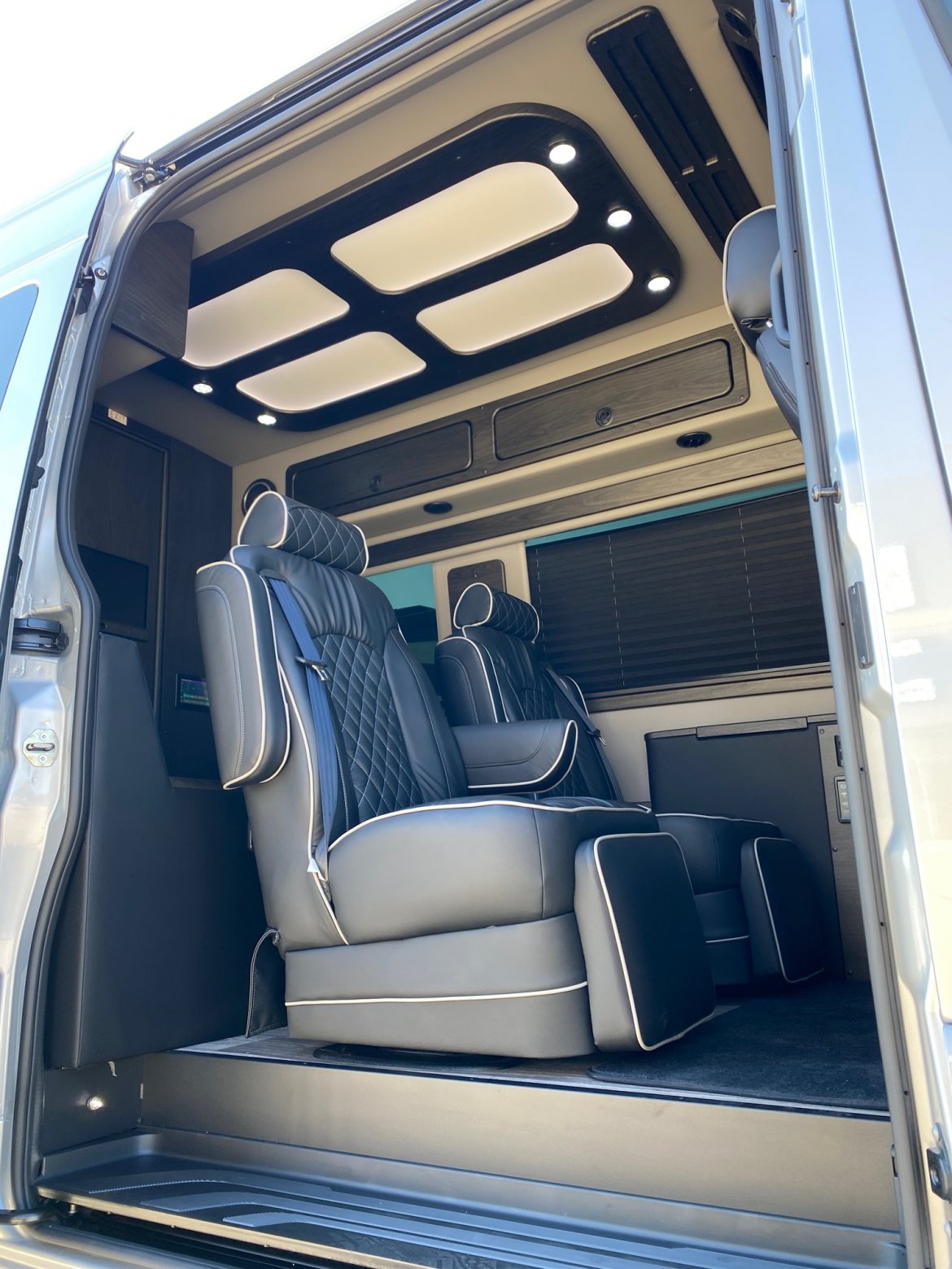 New 2023 Mercedes-Benz Luxe Cruiser 144 4x4 for sale #WS-15668 | We ...
