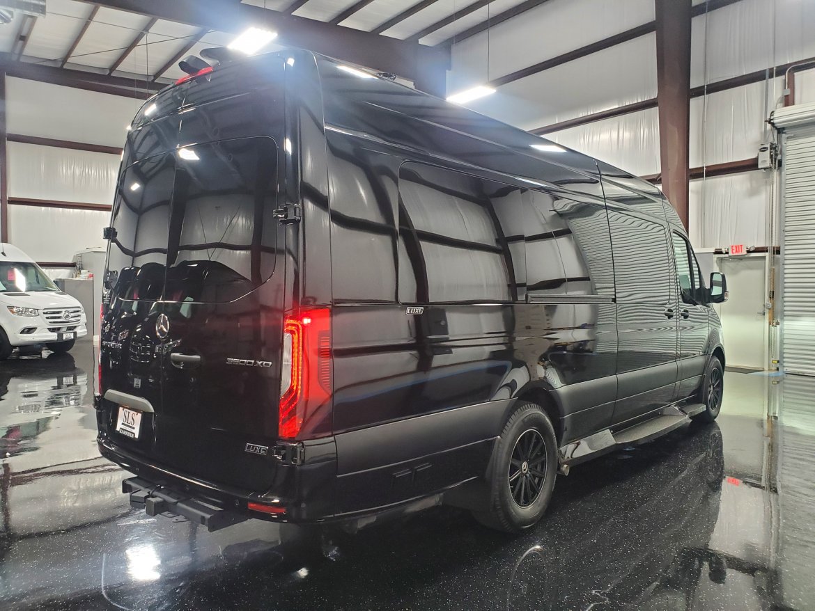 New 2023 Mercedes-Benz Sprinter 3500 170" EXT Luxe Day Cruiser D6 SS ...