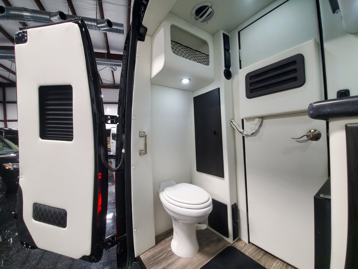 Used 2023 Mercedes-Benz Sprinter 3500 170" Luxe Day Cruiser D6 for sale ...