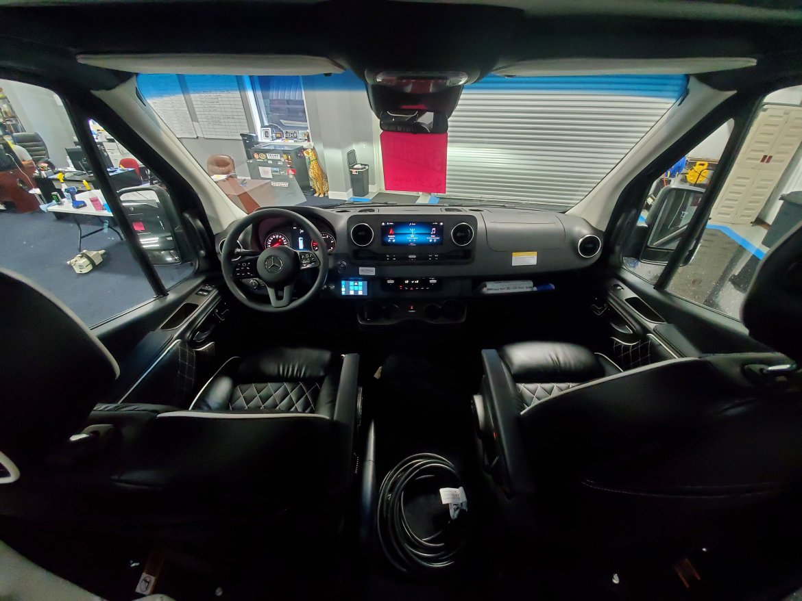 Used 2023 Mercedes-Benz Sprinter 3500 170" Luxe Day Cruiser D6 for sale ...