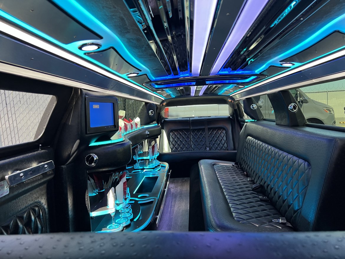 Used 2018 Chrysler 300 140 for sale #WS-15688 | We Sell Limos