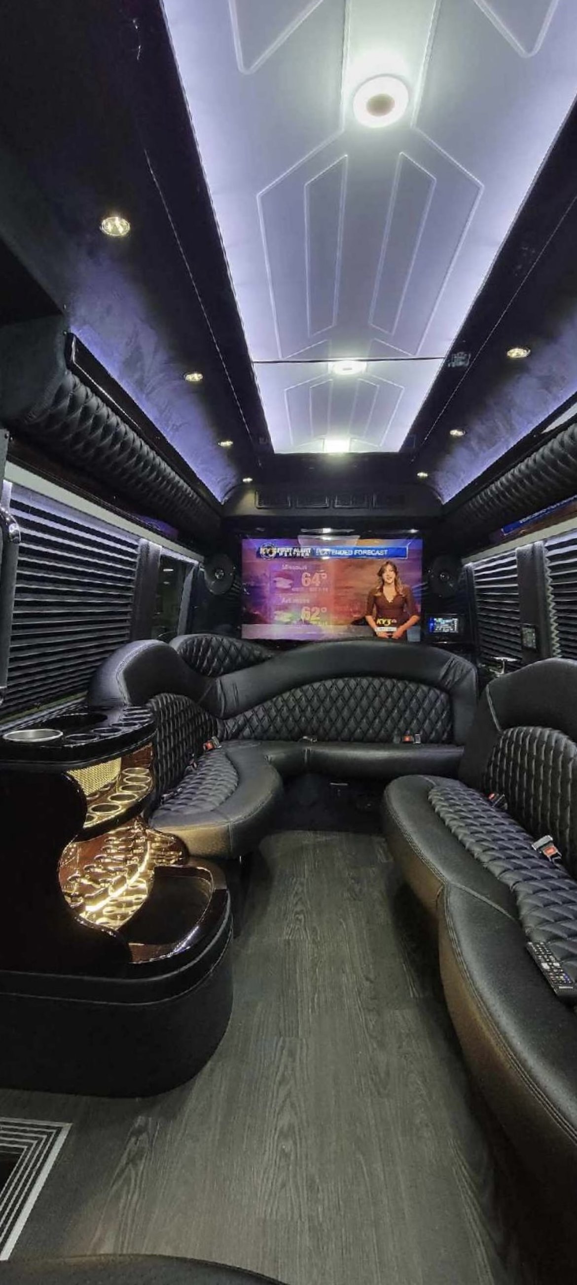 New 2022 Mercedes-Benz Sprinter 3500 170 ht limousine for sale in Springfield, M... | We Sell Limos