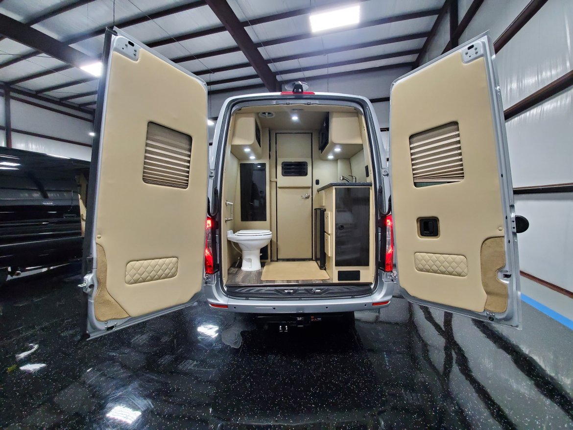 Used 2021 Mercedes-Benz Sprinter 3500XD 170" Ultimate Coach for sale # ...