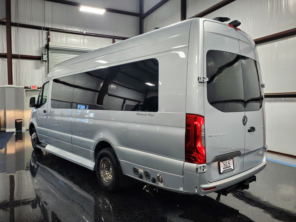 Used 2021 Mercedes-Benz Sprinter 3500XD 170" Ultimate Coach for sale # ...