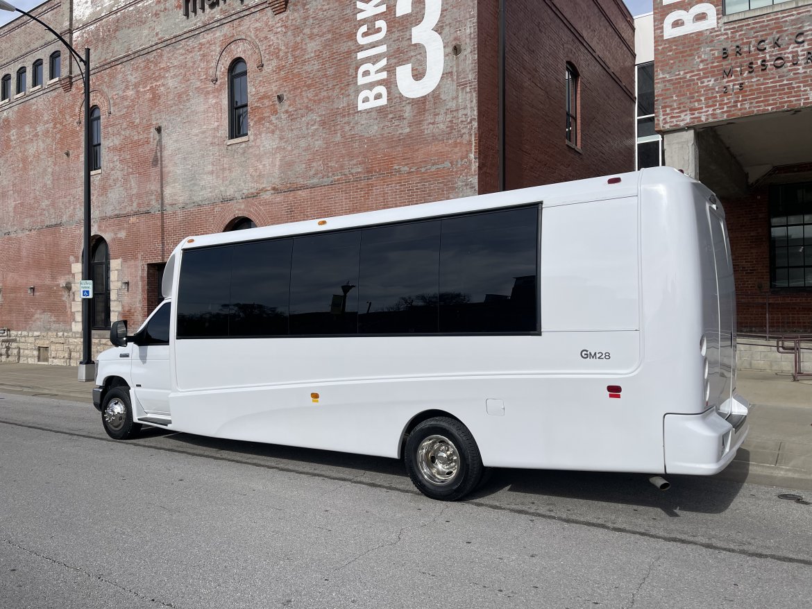 Used 2018 Ford E-450 for sale #WS-15881 | We Sell Limos