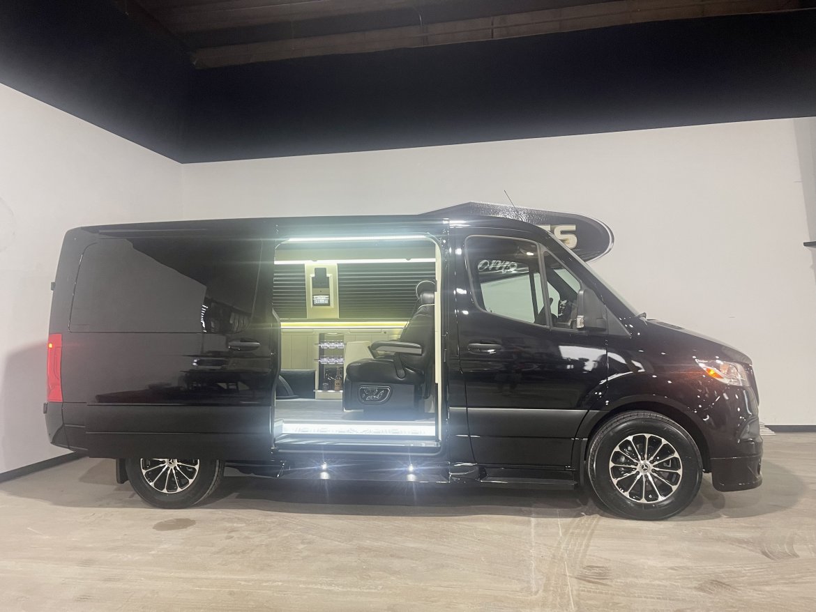 New 2022 Mercedes-Benz Sprinter 144" Low Roof CEO for sale #WS-15882 ...