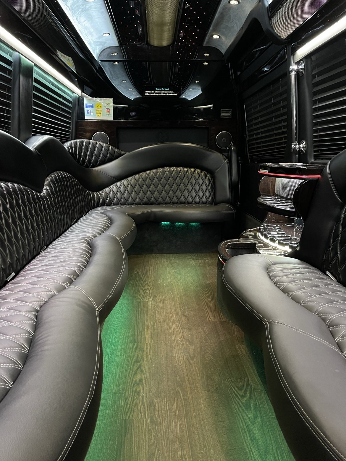 Used 2015 Mercedes-Benz 3500 170' Extended for sale #WS-15898 | We Sell ...