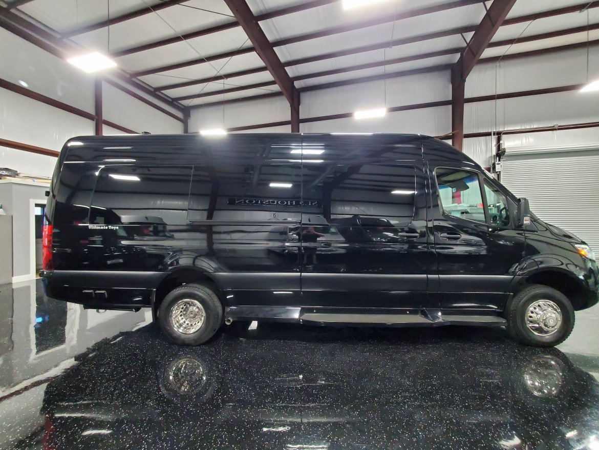 Used 2021 Mercedes-Benz Sprinter 3500XD Ultimate Coach for sale #WS ...