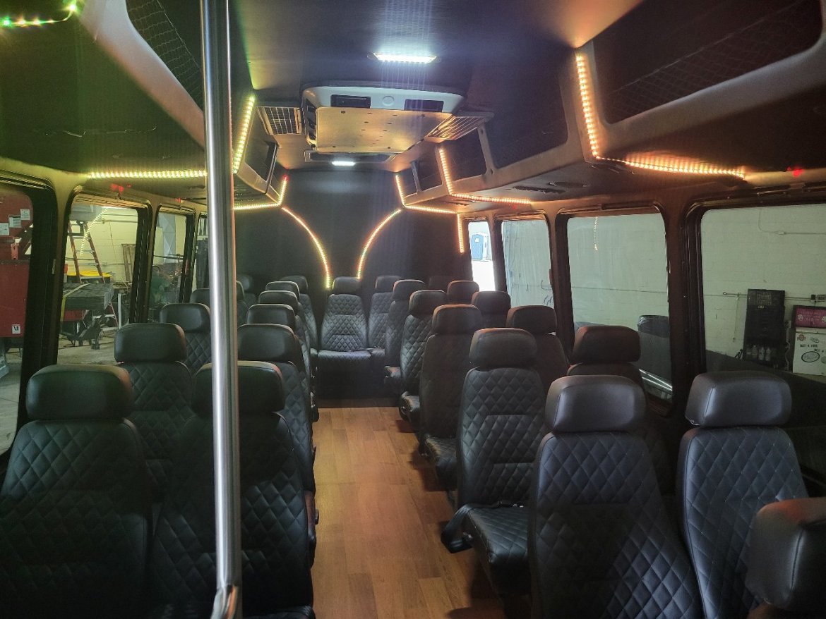 Used 2013 Ford F550 for sale #WS-16082 | We Sell Limos