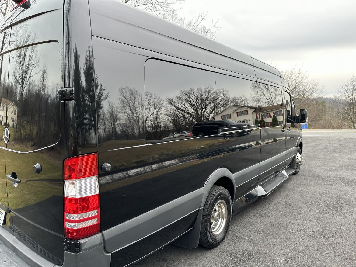 Used 2018 Mercedes-Benz 3500 for sale #WS-16093 | We Sell Limos