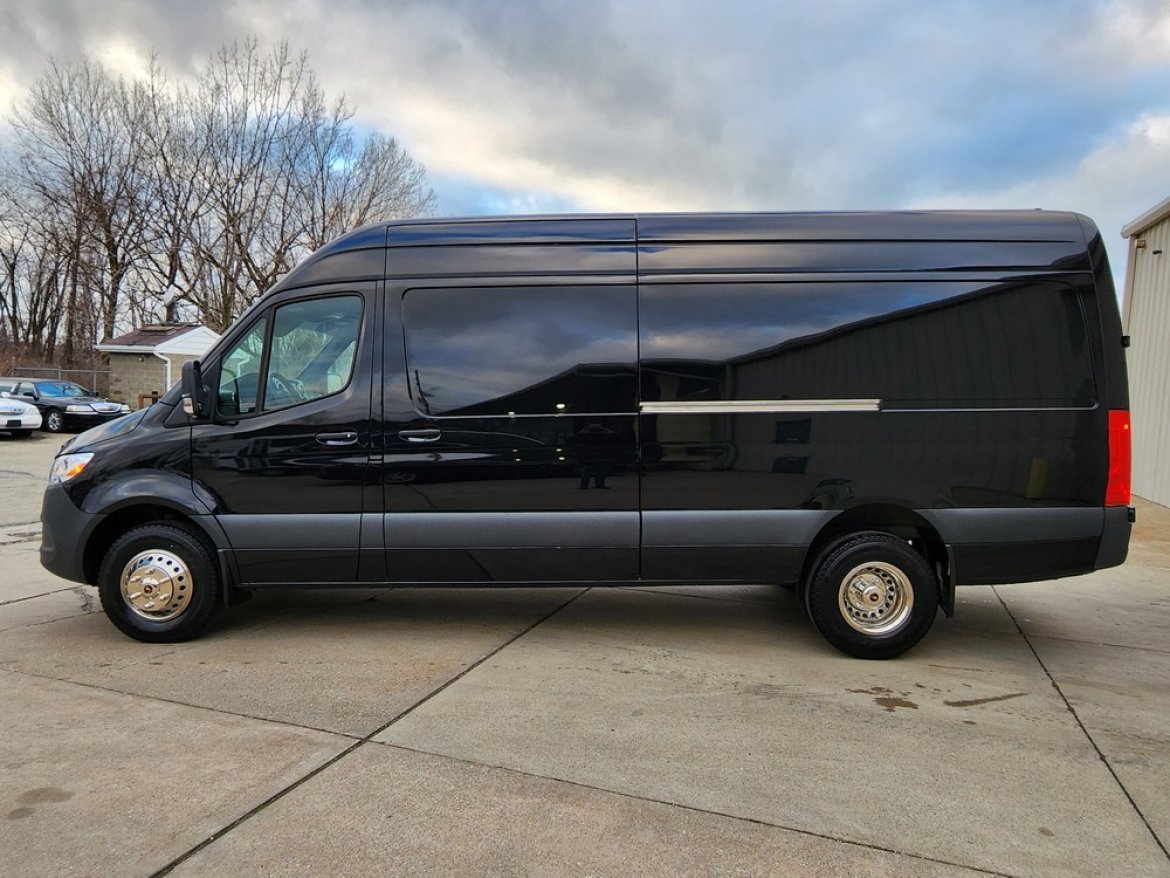 New 2022 Mercedes-Benz 3500 for sale #WS-16159 | We Sell Limos