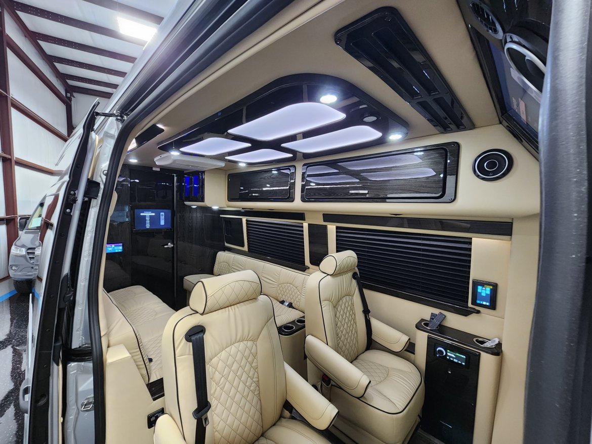 New 2023 Mercedes-Benz Sprinter 3500XD Ultimate RV for sale #WS-16177 ...
