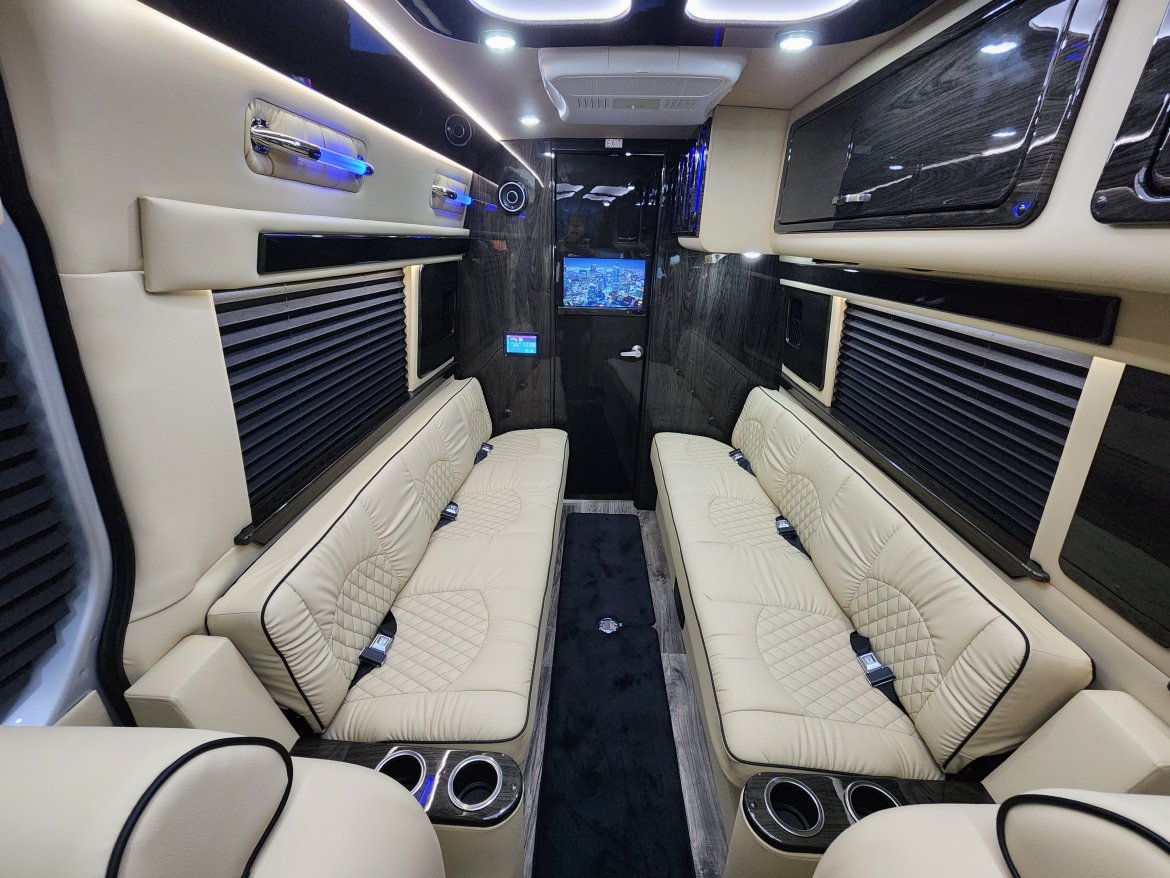 New 2023 Mercedes-Benz Sprinter 3500XD Ultimate RV for sale #WS-16177 ...