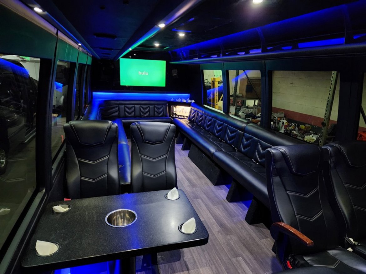 Used 2018 Ford F550 for sale #WS-16205 | We Sell Limos