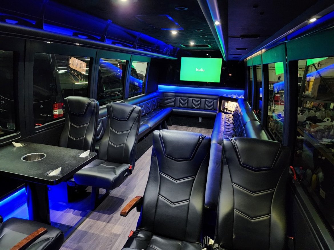 Used 2018 Ford F550 for sale #WS-16205 | We Sell Limos