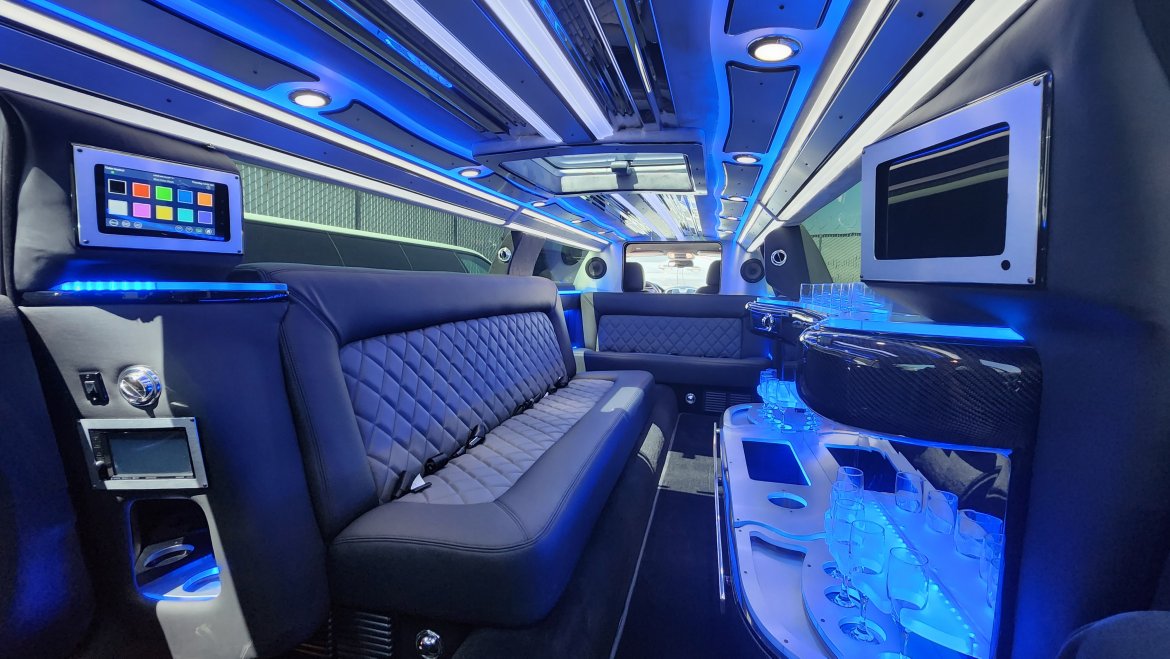 New 2022 Chrysler 300 for sale #WS-16259 | We Sell Limos