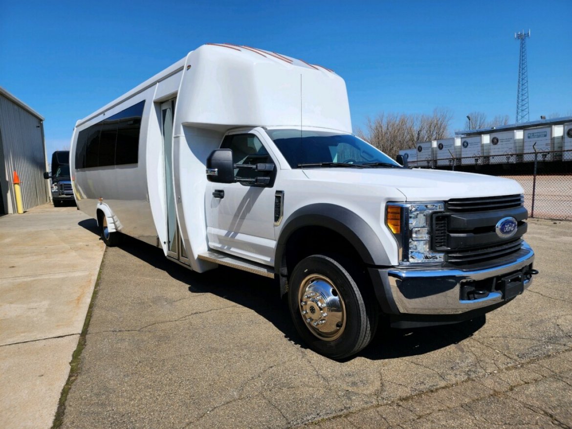 Used 2017 Ford F550 for sale #WS-16262 | We Sell Limos