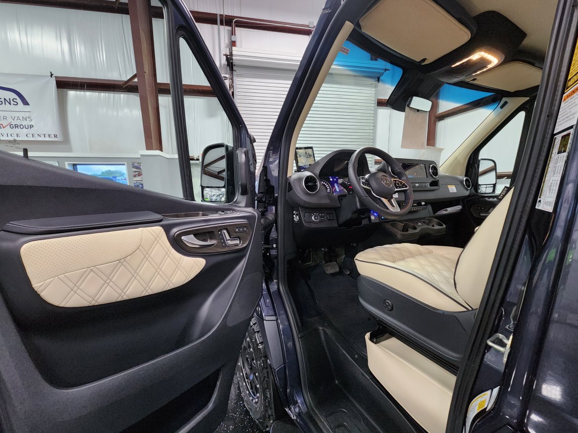 New 2023 Mercedes-Benz Luxe D4 144 4X4 Solar Lithium for sale #WS-16331 ...