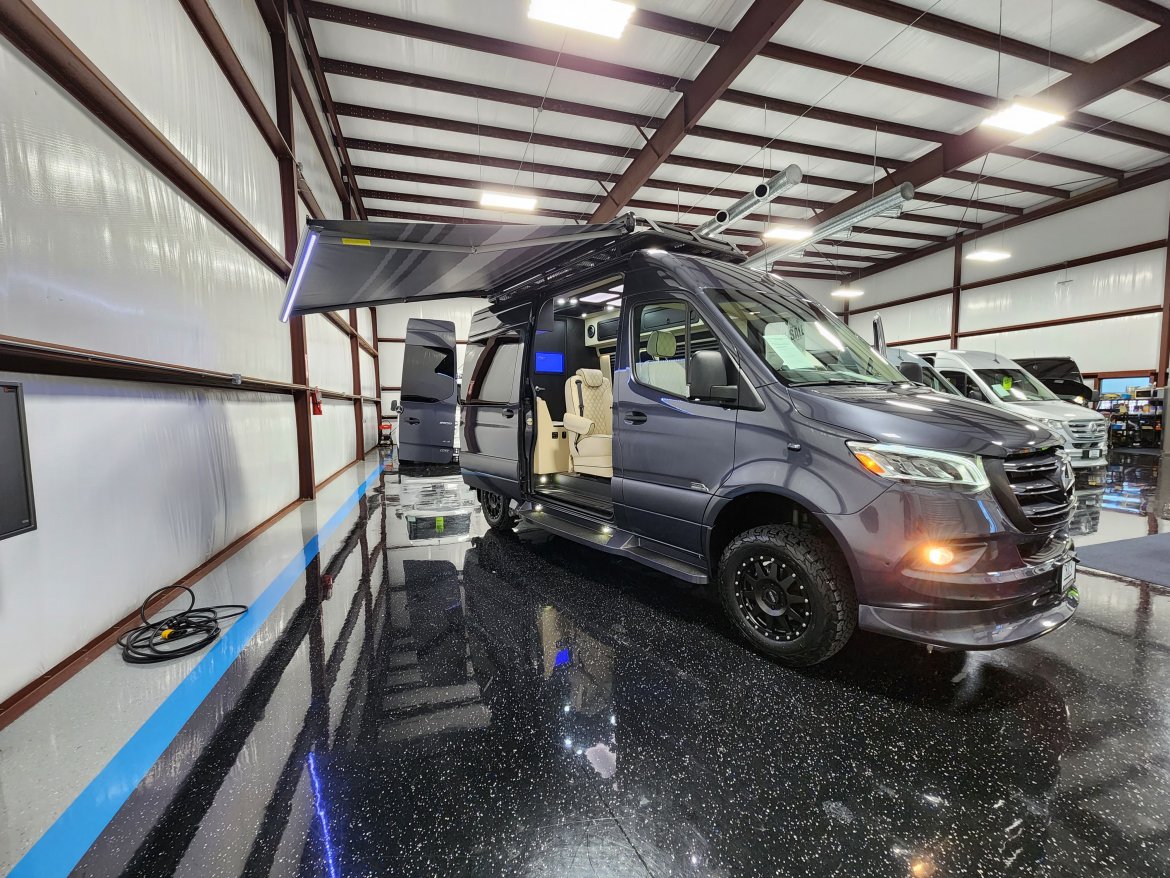 New 2023 Mercedes-Benz Luxe D4 144 4X4 Solar Lithium for sale #WS-16331 ...