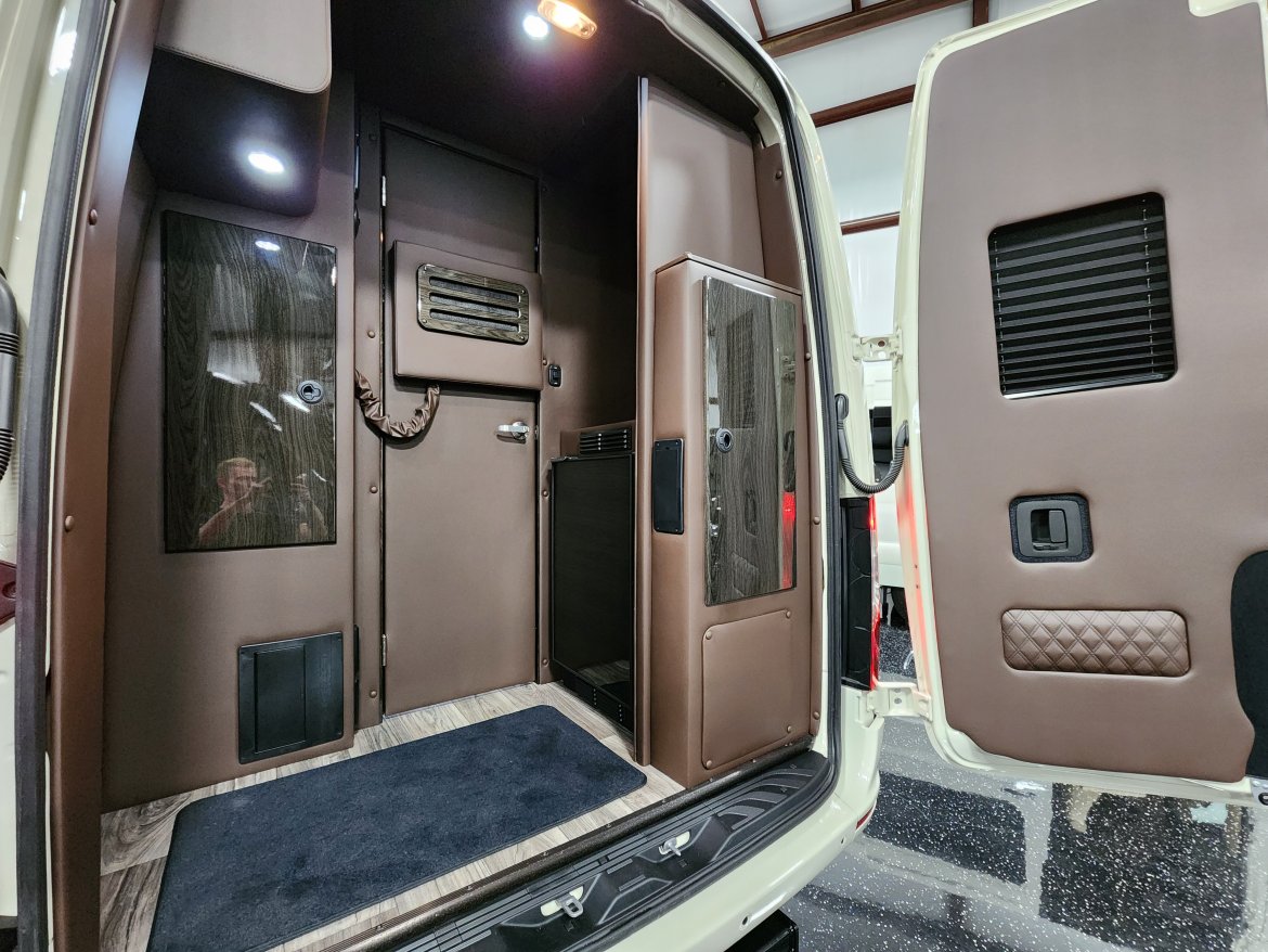 New 2023 Mercedes-Benz Sprinter 3500XD Luxe D6 Arched Partition for ...