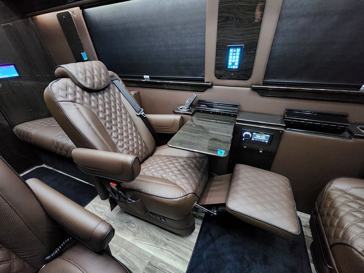 New 2023 Mercedes-Benz Sprinter 3500XD Luxe D6 Arched Partition for ...