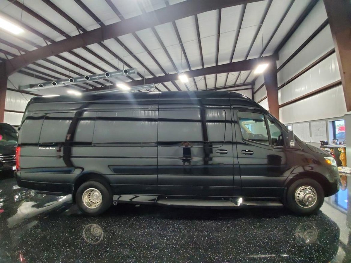 New 2023 Mercedes-Benz Sprinter 3500XD Ultimate Coach for sale #WS ...