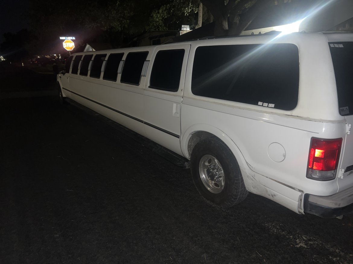 New 2000 Ford Excursion for sale #WS-16350 | We Sell Limos