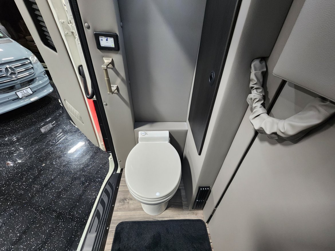 New 2023 Mercedes-Benz Luxe D4 144 Solar Lithium for sale #WS-16394 ...