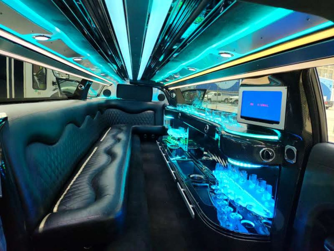 Used 2014 Chrysler 300 "Gullwing" 12 Passenger Limousine for sale #WS ...