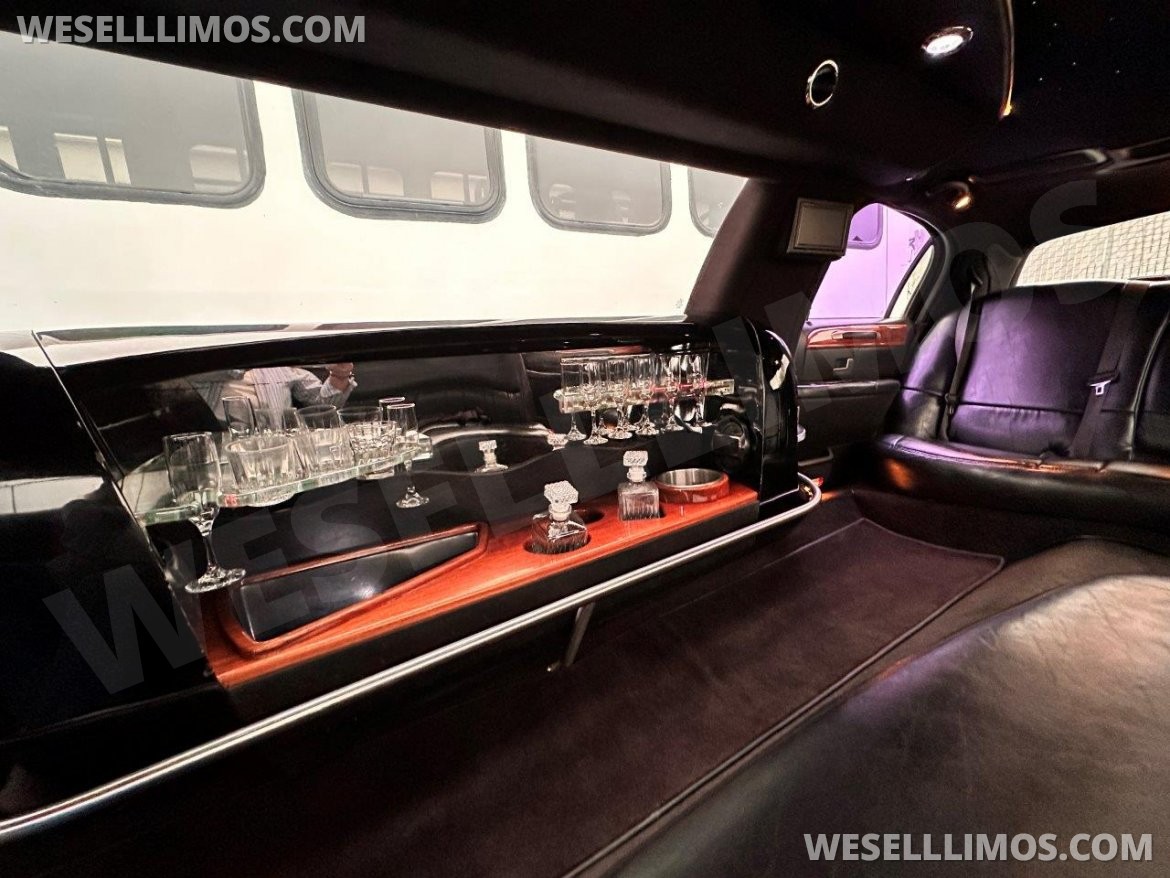Used 2009 Lincoln Town Car 5-Door for sale in Carson, CA #WS-16398 | We ...