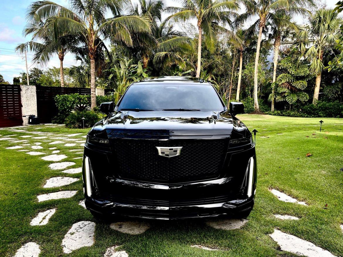 Used 2021 Cadillac Escalade ESV for sale #WS-16418 | We Sell Limos