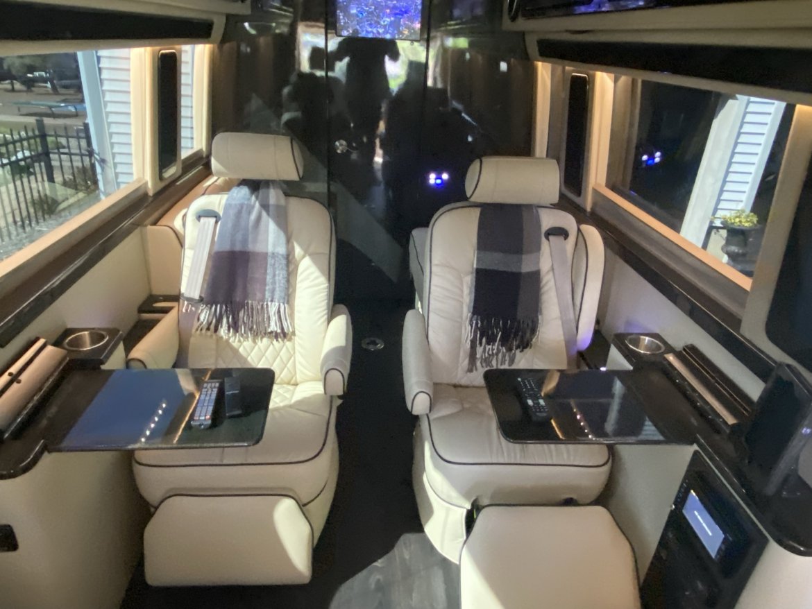 Used 2019 Mercedes-Benz Sprinter Dual Rear with Suspension for sale #WS ...