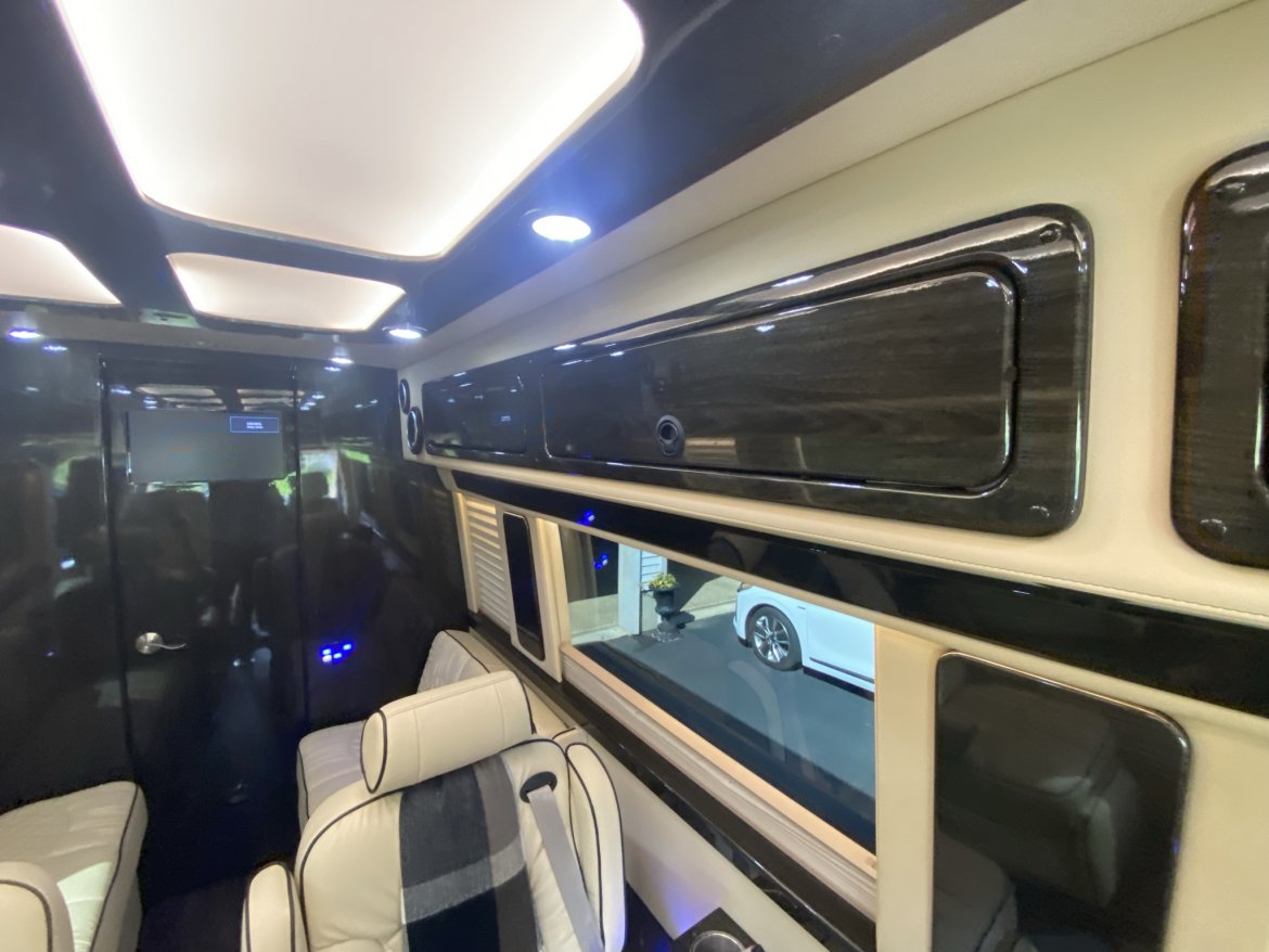 Used 2019 Mercedes-Benz Sprinter Dual Rear with Suspension for sale #WS ...