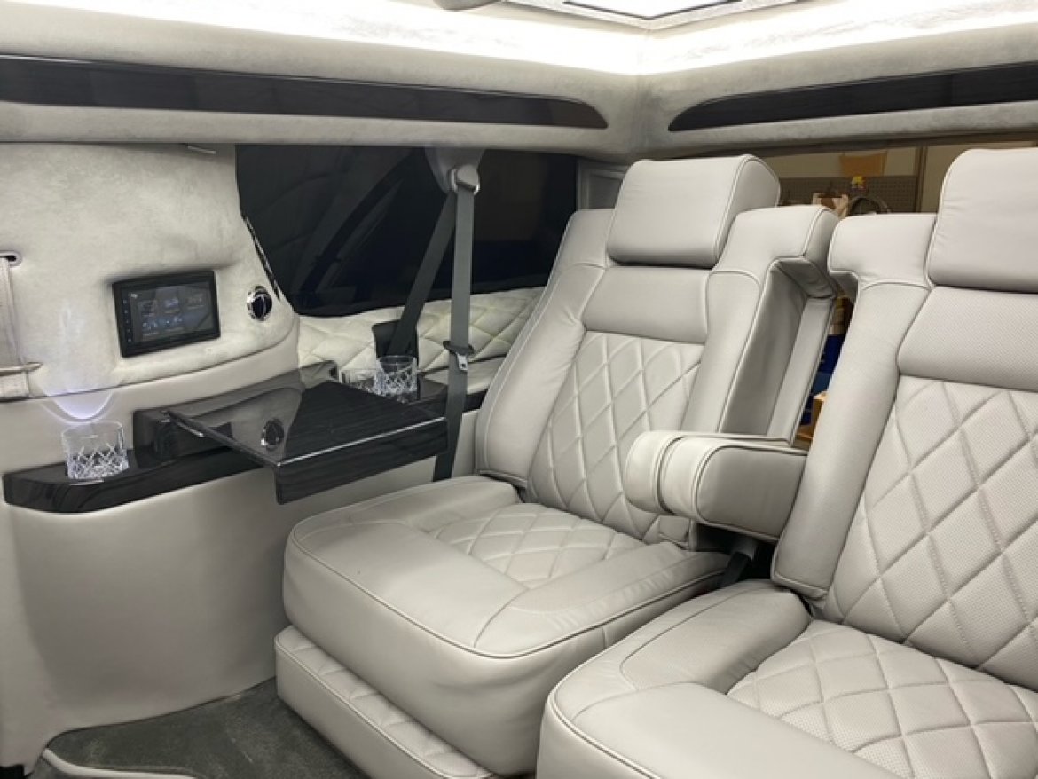 Used 2020 Cadillac Escalade ESV for sale #WS-16482 | We Sell Limos