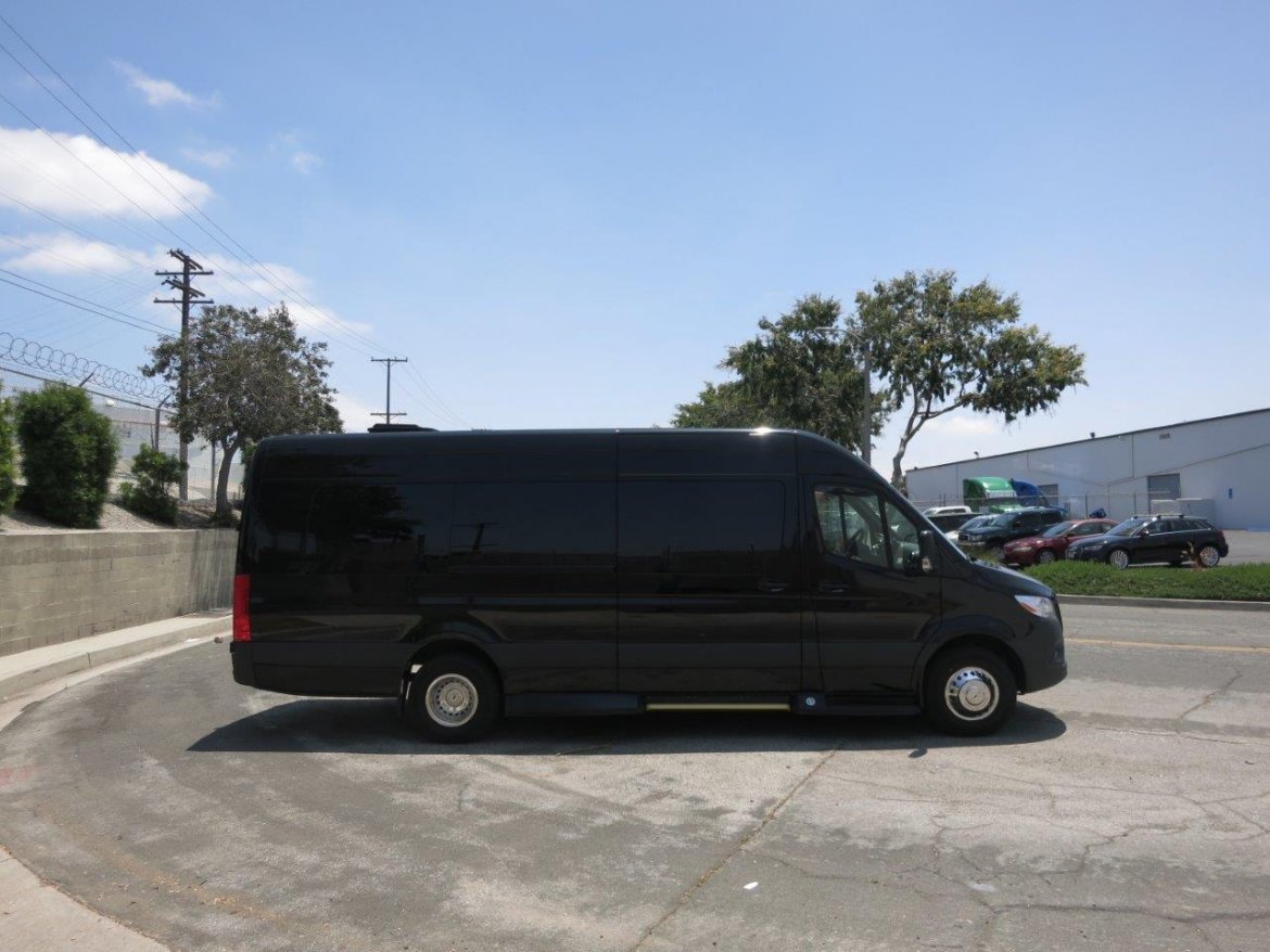 New 2022 Mercedes-Benz 3500 Sprinter Shuttle for sale #WS-16536 | We ...