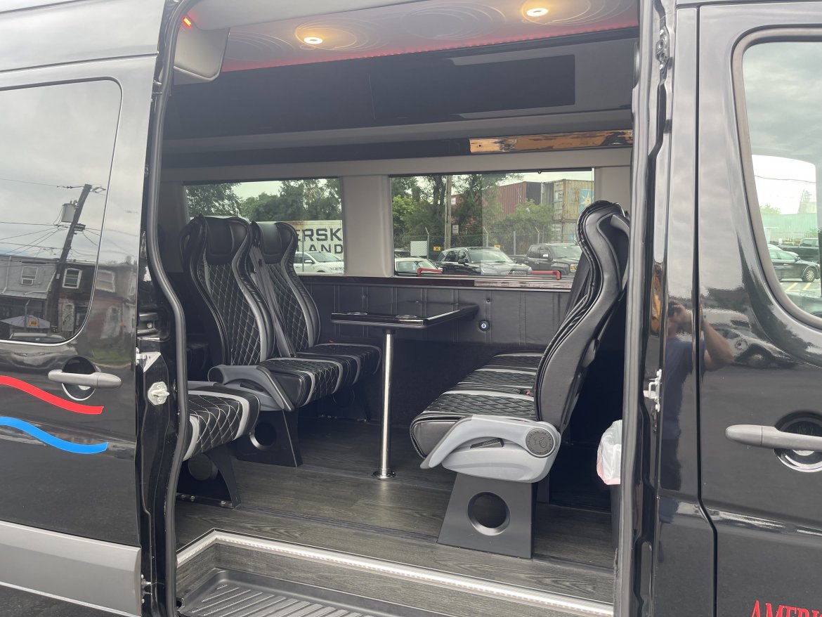 Used 2017 Mercedes-Benz MXCAE6 for sale #WS-16566 | We Sell Limos