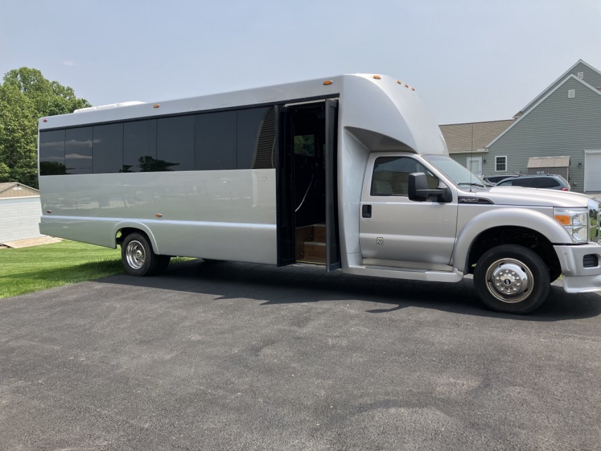 Used 2014 Ford F550 Diesel for sale #WS-16622 | We Sell Limos