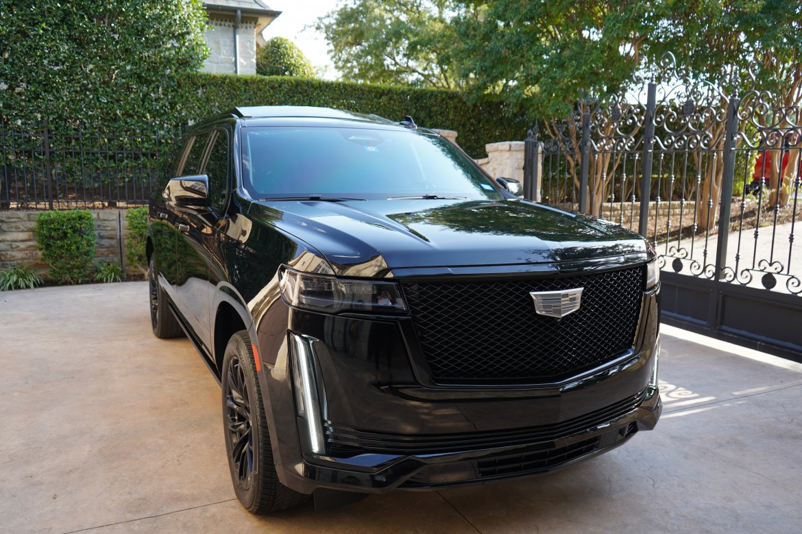 Used 2021 Cadillac Escalade ESV for sale #WS-16674 | We Sell Limos