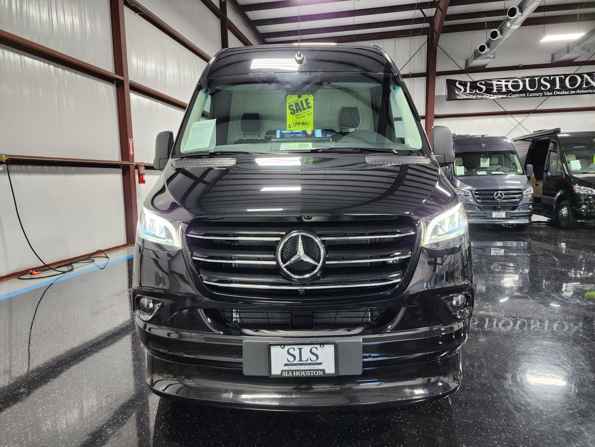 New 2024 Mercedes-Benz Metro 144 for sale #WS-16716 | We Sell Limos