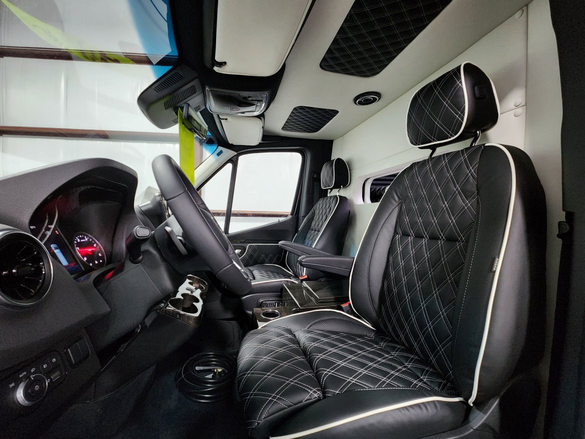 New 2024 Mercedes-Benz Metro 144 for sale #WS-16716 | We Sell Limos