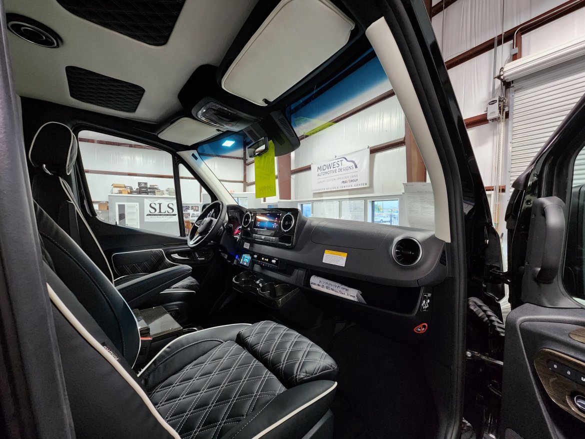 New 2024 Mercedes-Benz Metro 144 for sale #WS-16716 | We Sell Limos