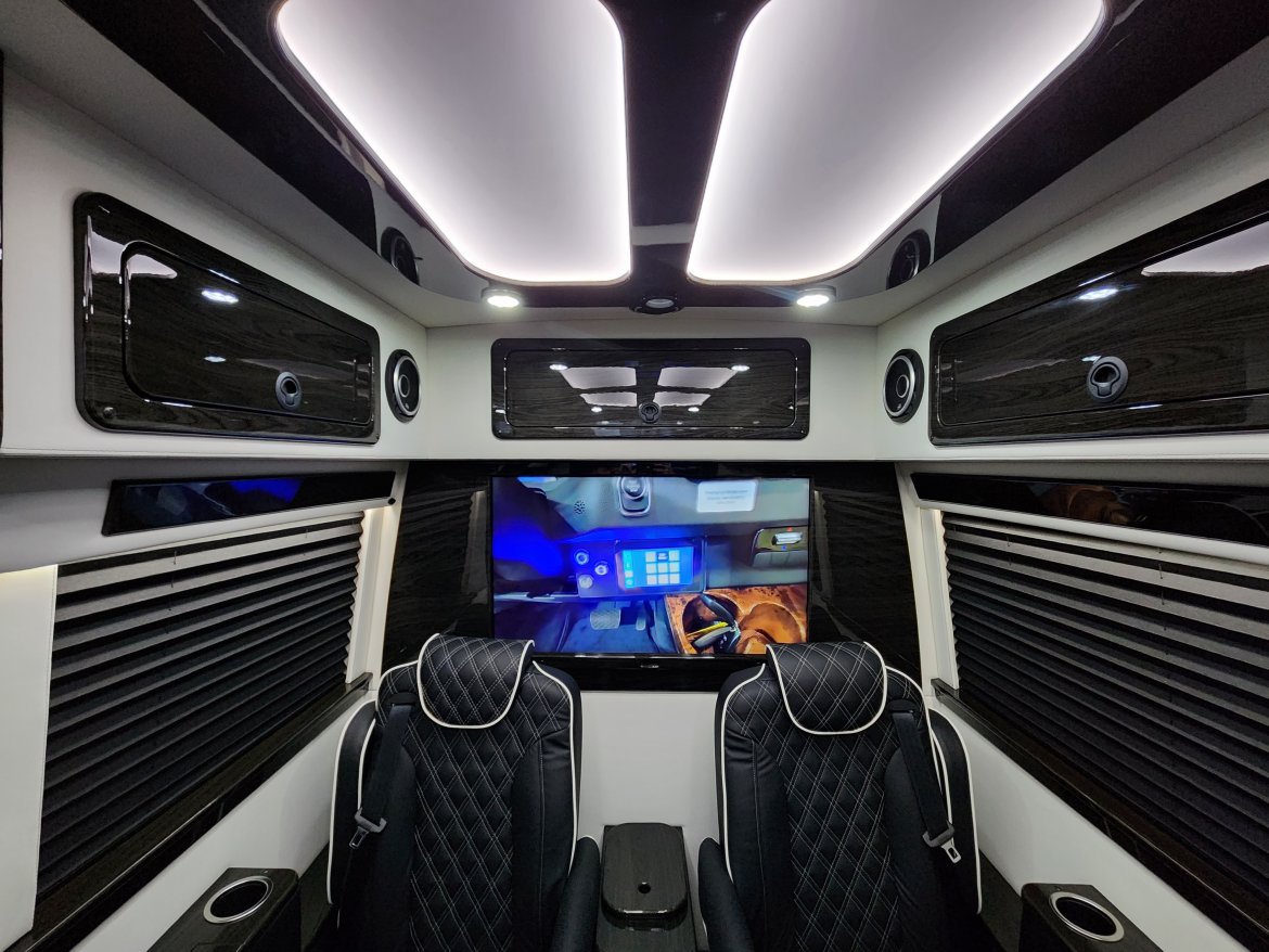 New 2024 Mercedes-Benz Metro 144 for sale #WS-16716 | We Sell Limos