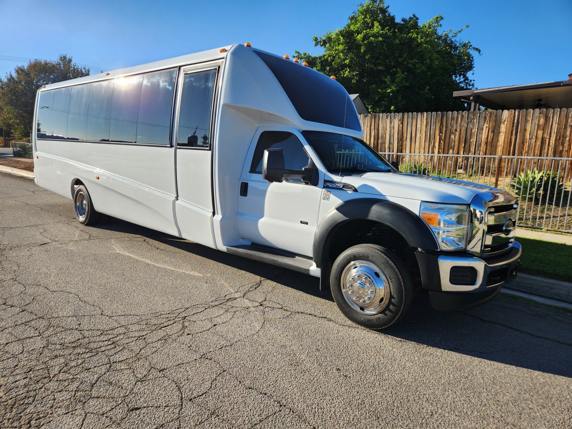 Used 2015 Ford F550 for sale in Fontana, CA #WS-16864 | We Sell Limos