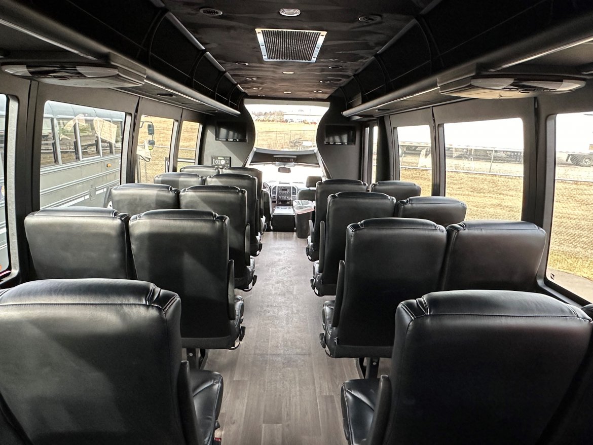 Used 2017 Ford F550 for sale in Grand Island, NE #WS-17054 | We Sell Limos