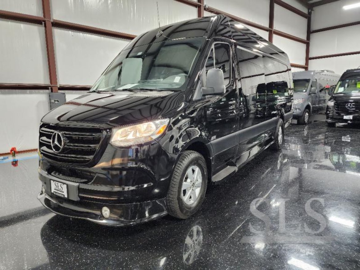 Used 2019 Mercedes-Benz Buisness Class Bench #6536 for sale in Cypress ...