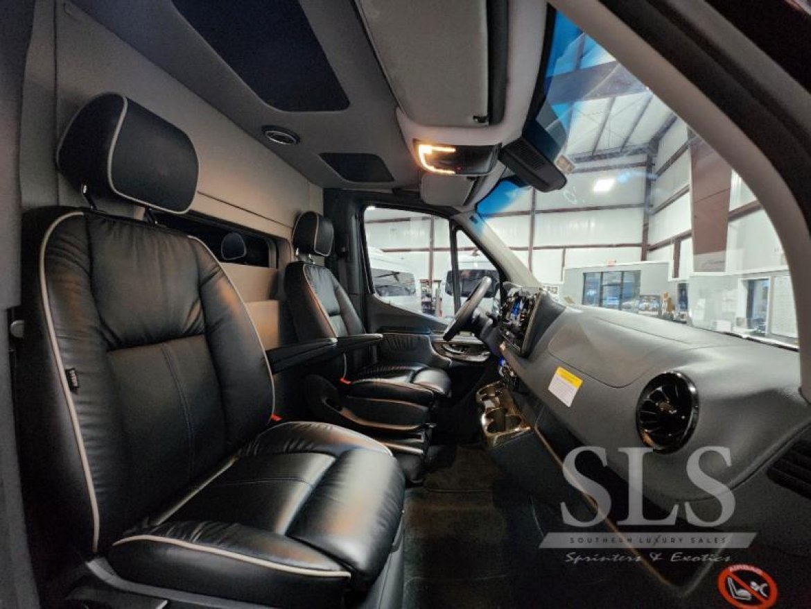 Used 2019 Mercedes-Benz Buisness Class Bench #6536 for sale in Cypress ...