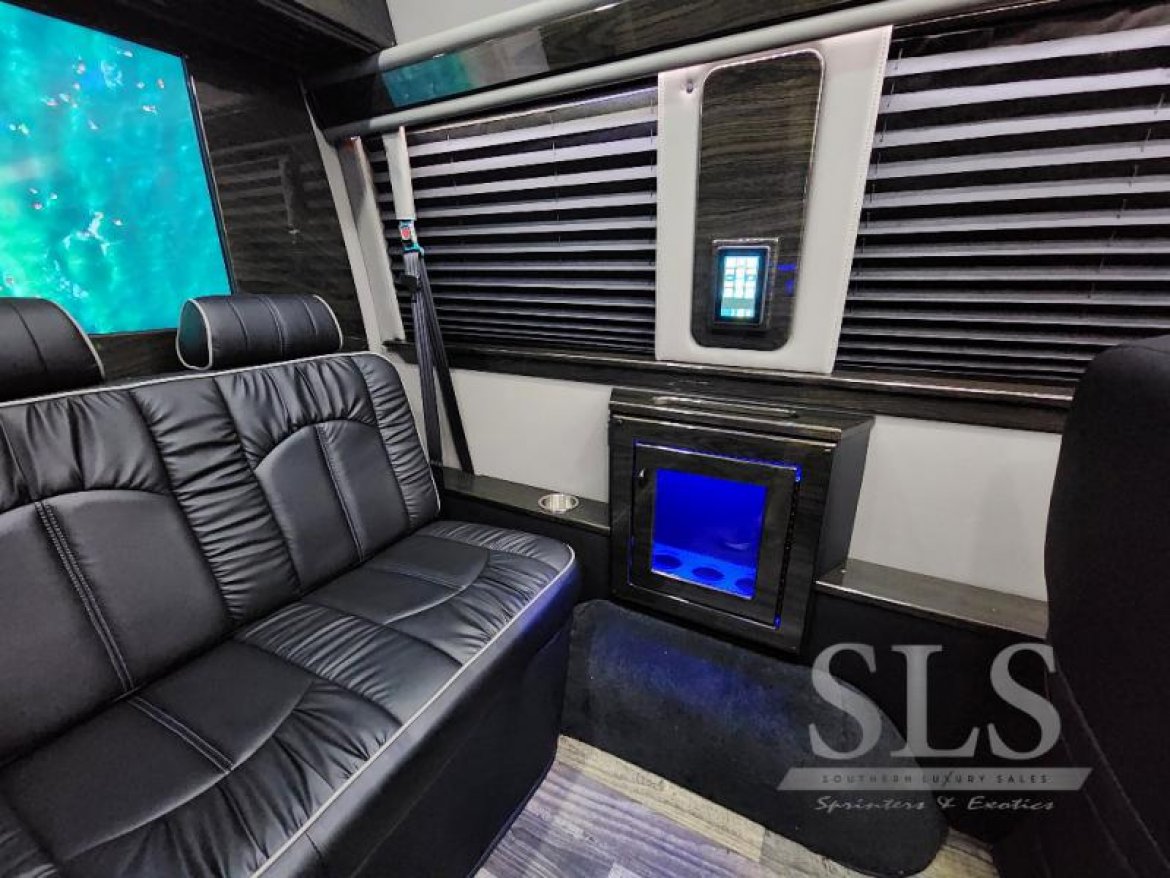 Used 2019 Mercedes-Benz Buisness Class Bench #6536 for sale in Cypress ...